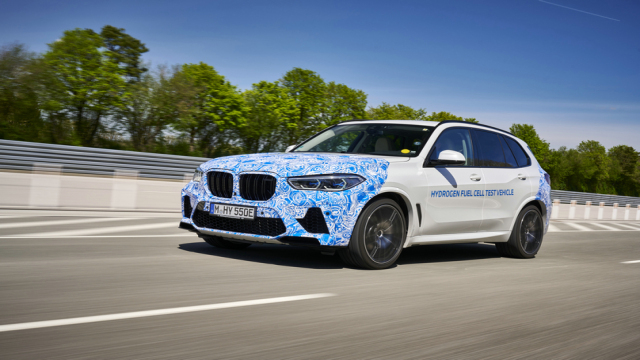 BMW i Hydrogen NEXT氢燃料电池原型车开启实路测试