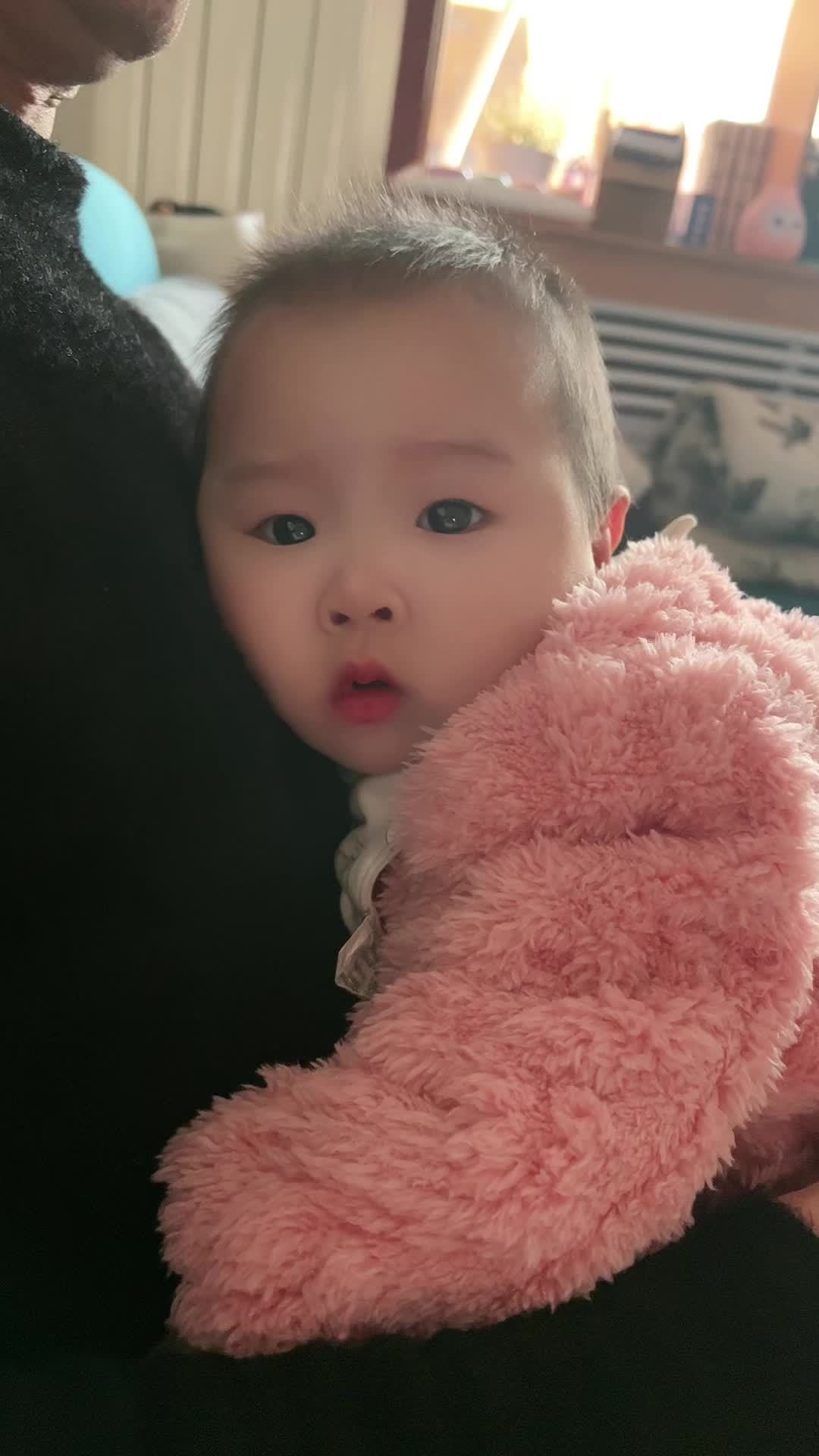 ...精神状态时好时不好!哎!不知道是普通感冒发烧还是异常感染了!#孩子...