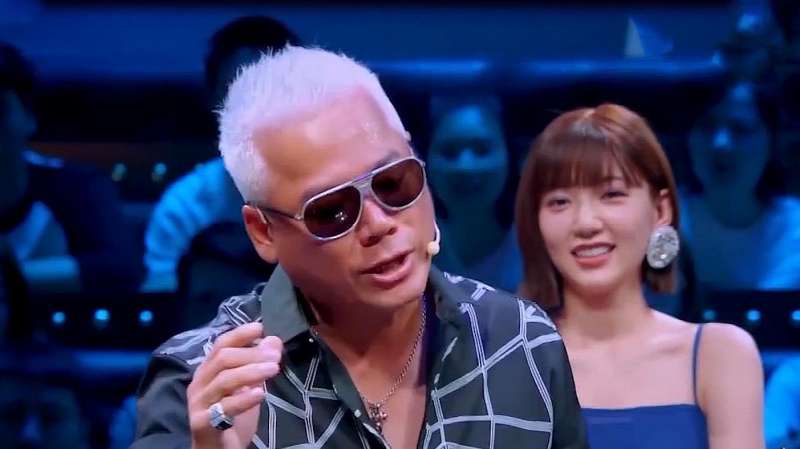 明星模仿张宇系列,巫启贤现场模仿张宇,直言:我可以取代他了!