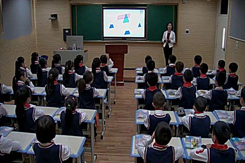 人教版小学四年级数学上册5 平行四边形和梯形梯形的认识-刘老师优质...