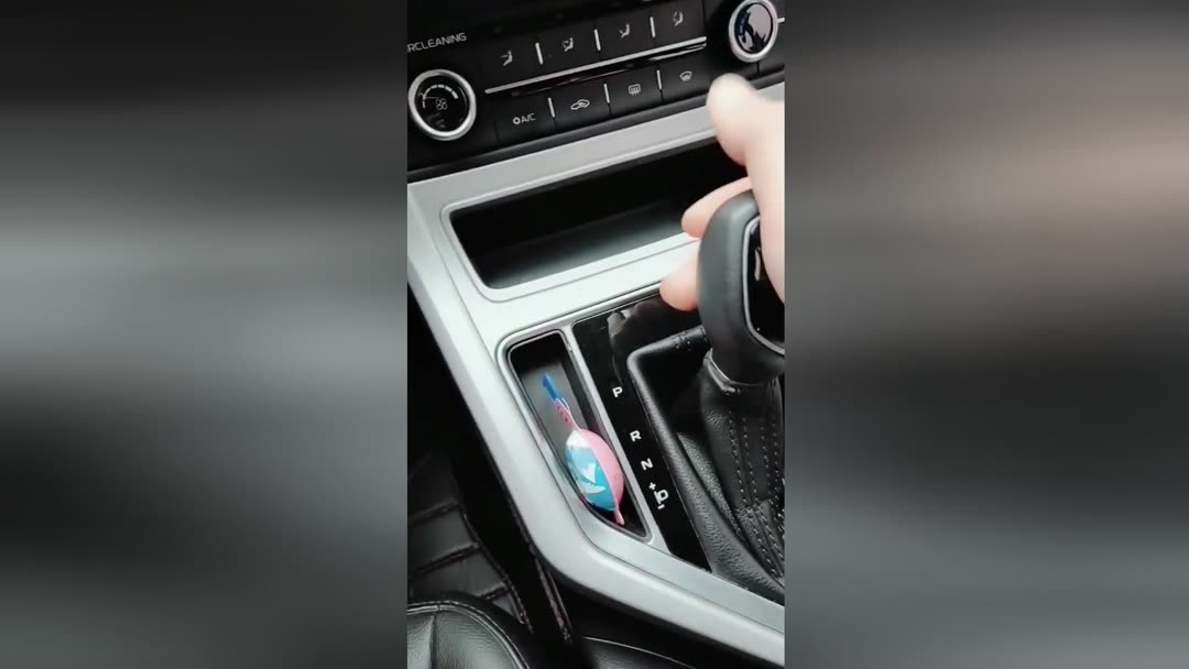 ...考c一手动挡的驾驶证可以开c2,自动挡的车。C2自动挡字母表示的是什