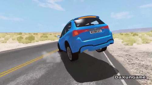 车祸模拟器:开车不知道减速,过个路口就得进修理厂了