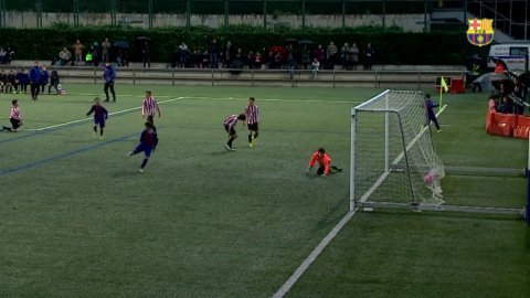 完美传控从小练起 巴萨官方回顾拉玛西亚赛季五大配合进球