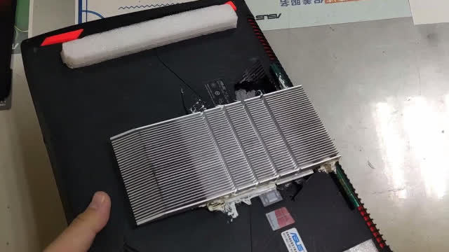 客户DIY爆改笔记本电脑散热,效果堪比水冷!
