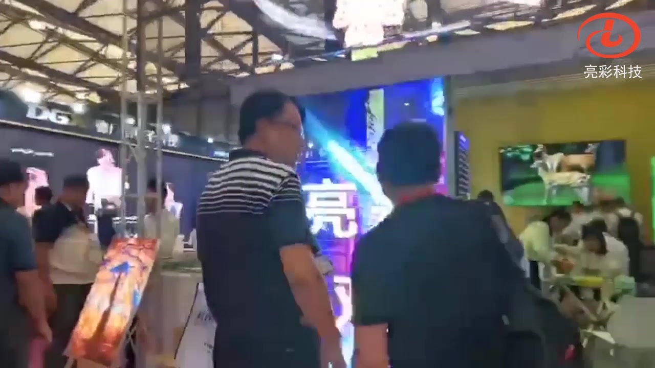 亮彩科技室内移动屏LED电子显示屏精选工程案例