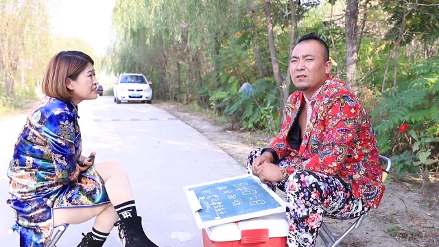 数字游戏,动一笔让等式成立奖10000元,美女轻松搞定