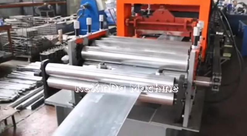 华宇电脑C型钢设备,一键换型