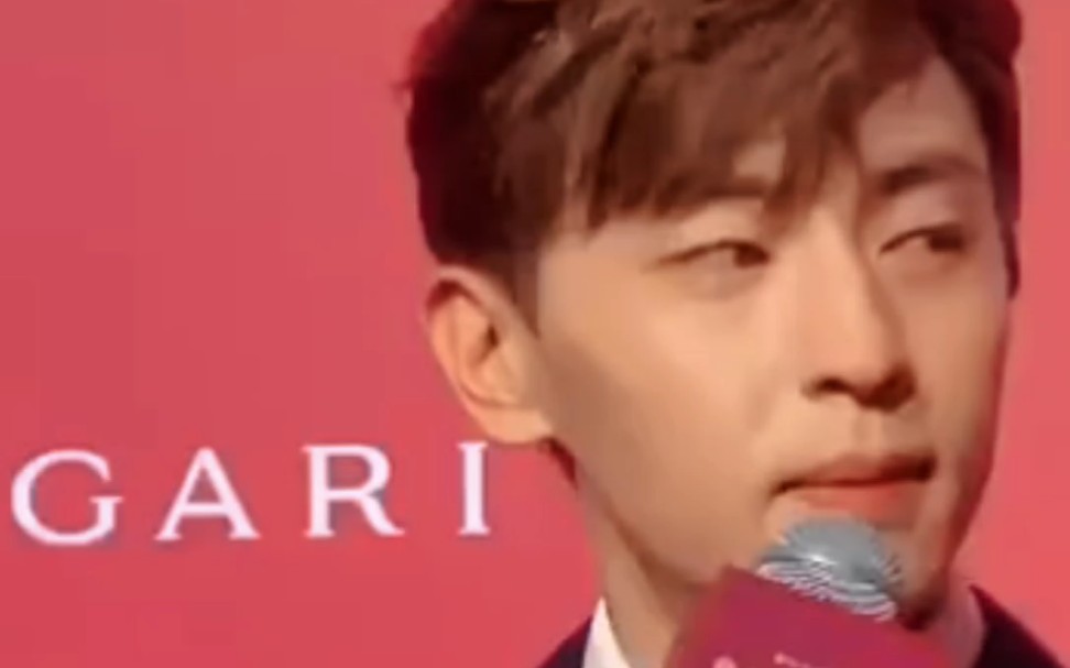 邓伦被问国庆没当伴郎干啥去了!