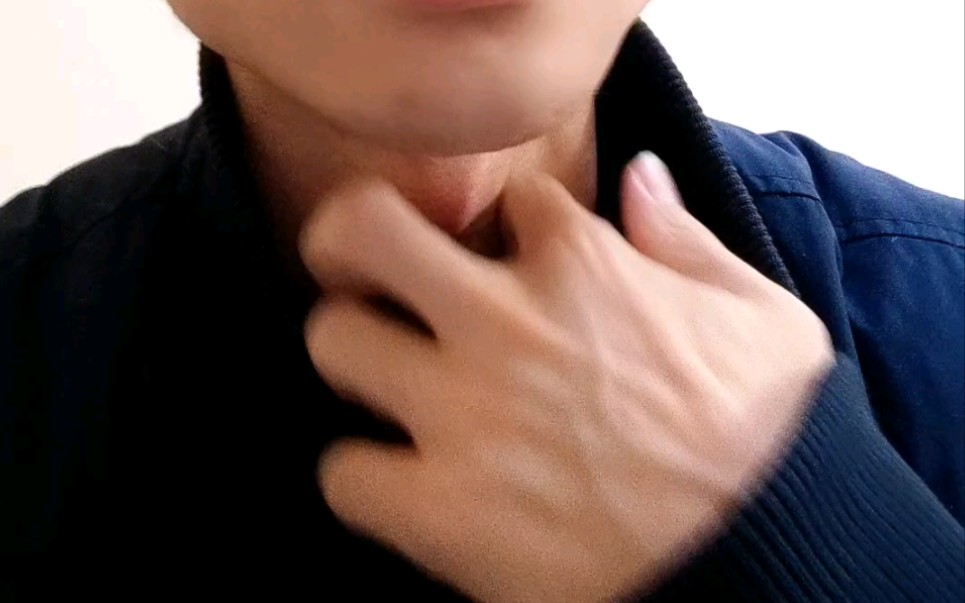 快速缓解新冠发烧引起的嗓子疼问题