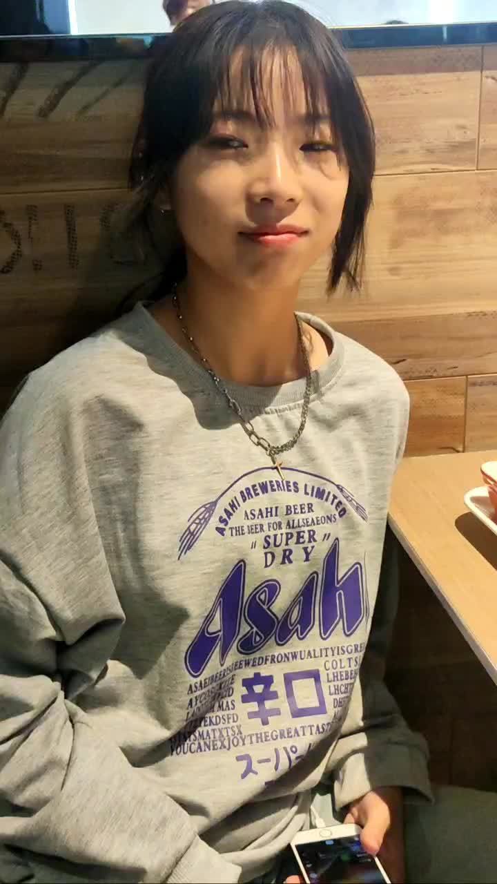 团学会开完年终总结会,又给带明星给安排了一顿,来年大家继续努力!...