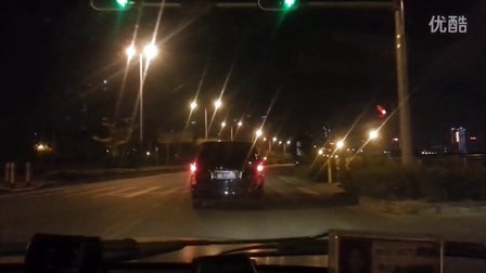 普通行车记录仪拍摄