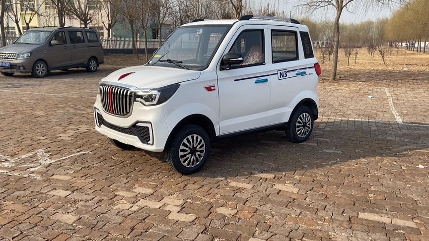 红旗老年代步电动车,不用驾照的低速代步车,油电两用续航300