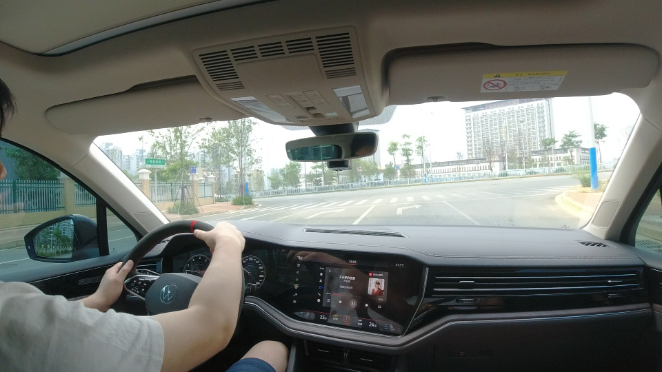途锐|城市快速路ACC使用体验|40°高温周末和老婆出门游泳锻炼身体