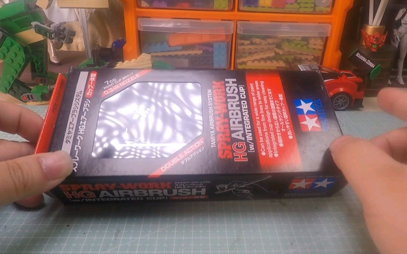 开箱:花1500多块买的高达喷漆工具,看看都有些什么呢?