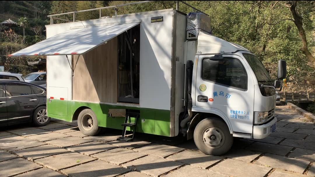 货车自改房车,车主说以后再也不会自己改房车了,这是为什么