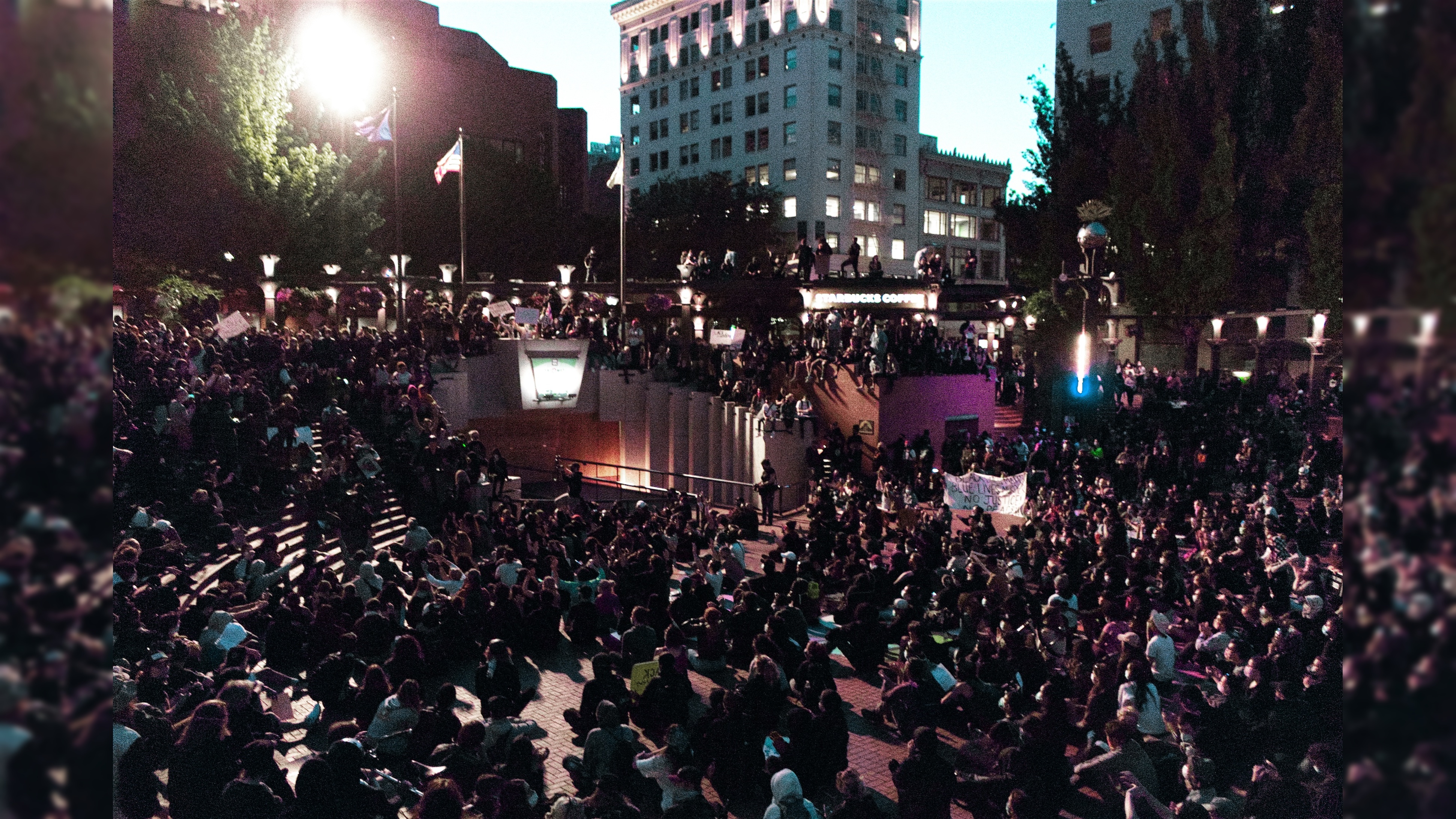 美国多地出现反对拜登上任抗议活动 已有人被捕