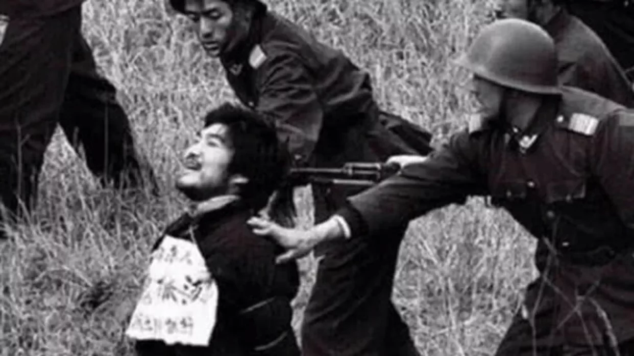 80年代传奇黑老大魏振海,背负11条命案,却在临死刑前仰天大笑