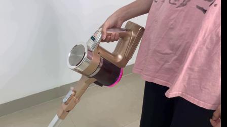 迷你吸尘器要如何使用