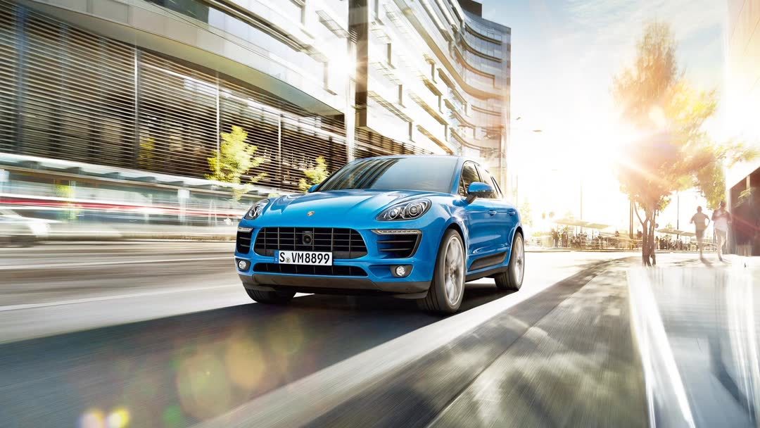 保时捷夸下海口,5年后旗下车款一半都是纯电汽车