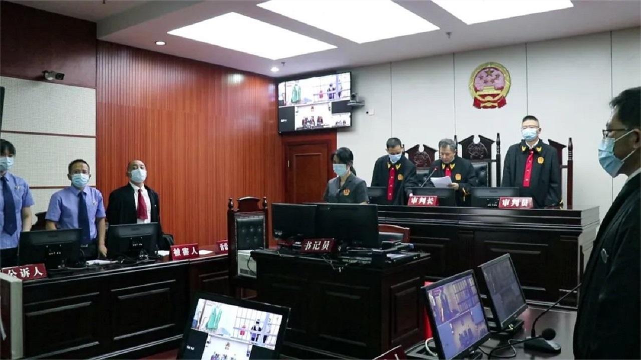 江西民警盗用嫌疑人微信消费案一审宣判:获刑三年零三个月