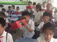 可瀚学堂伊索寓言课堂实录:分组朗读