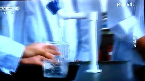 当小苏打遇上醋,它们会擦出怎样的火花?