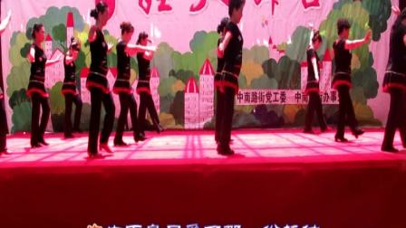20186-25洪山坊舞蹈六班结业汇报舞蹈:不忘初心
