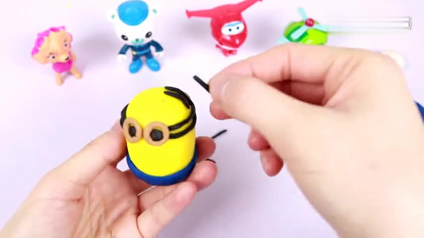培乐多橡皮泥手工制作小黄人!彩泥创意DIY!