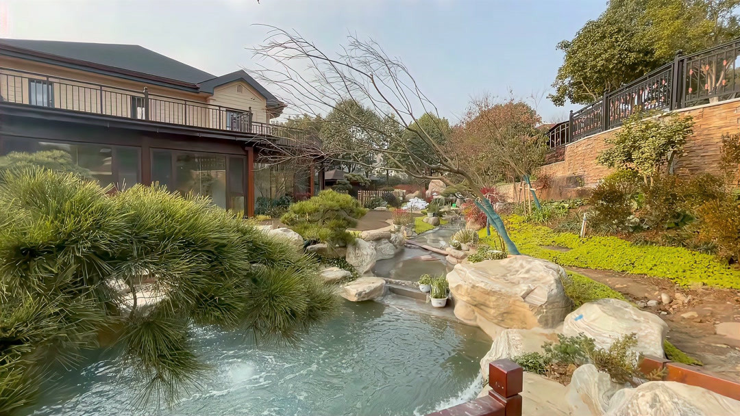 溧阳标杆锦鲤鱼池过滤系统,转鼓过滤结合溢流过滤,煦瑞生态水