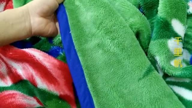 家里有这种旧毛毯吗?老师傅教你这样改,简单又实用