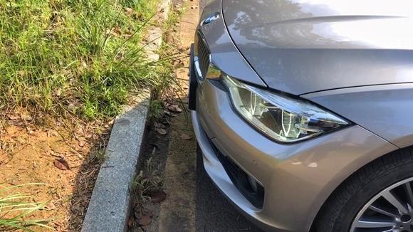 停车判断车头位置,老司机教你一招,一学就会