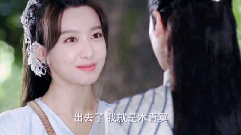 十年前,你救了我,十年后,我站在你面前,你却不认识我