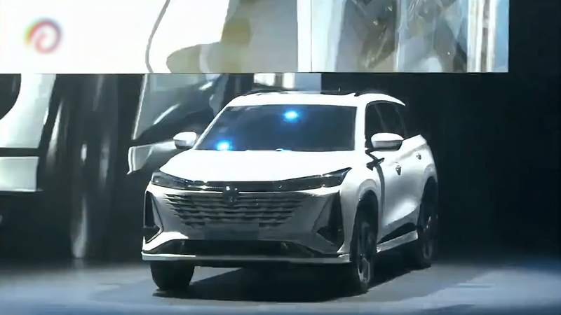 第三代CS75 PLUS智电iDD亮相并开启先享预订