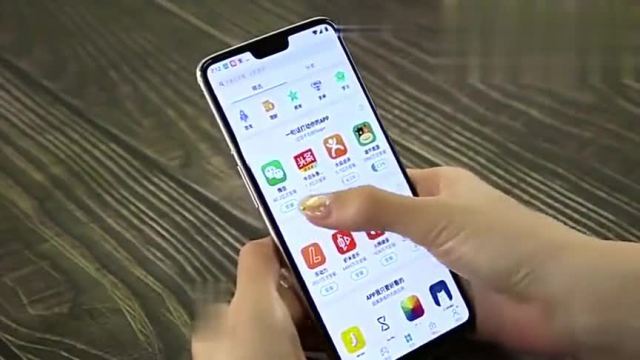 可怕!暴装200个软件后,一加6后台能支撑多少个程序同时运行?