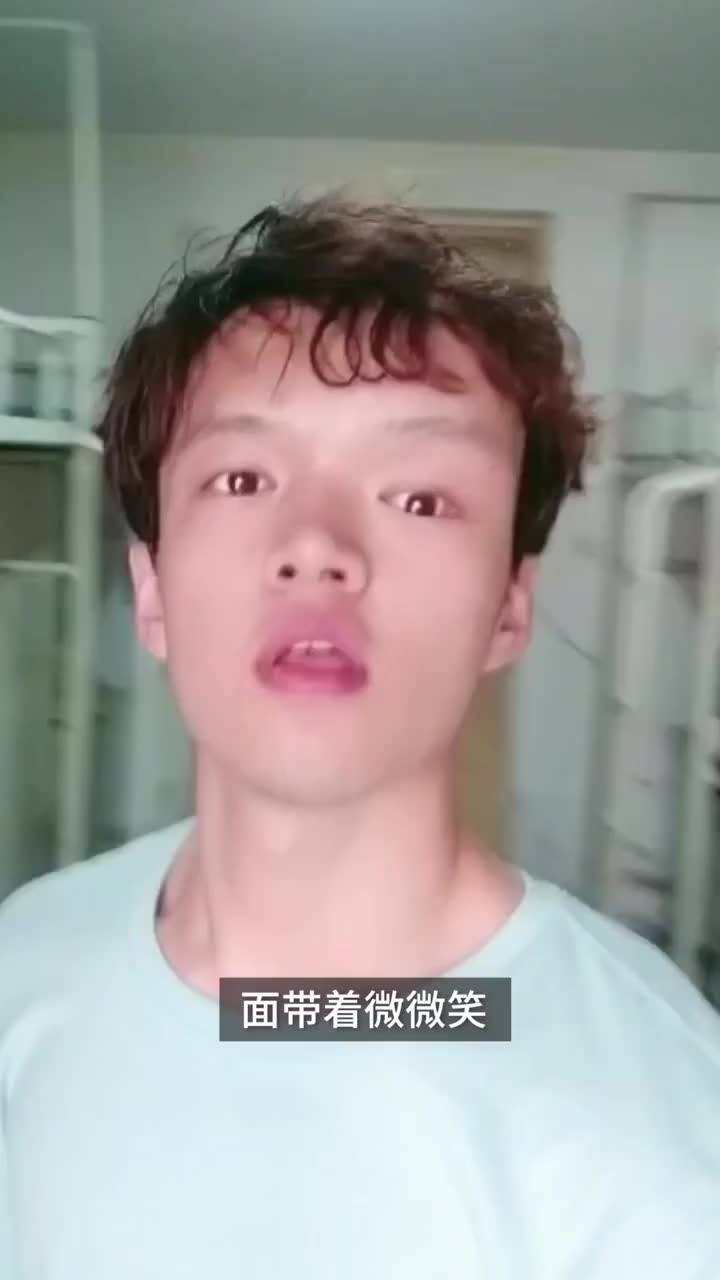 毕业生送走全班54名同学最后离校:只剩一个人时很失落