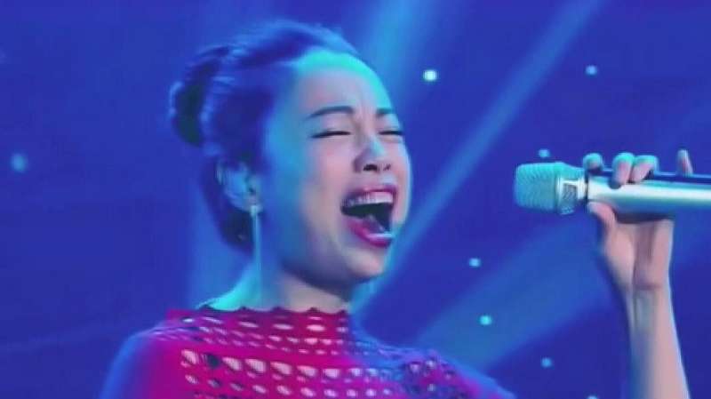 韩红与黄绮珊互彪嗓音!一首《离不开你》太震撼,全场欢呼不断!