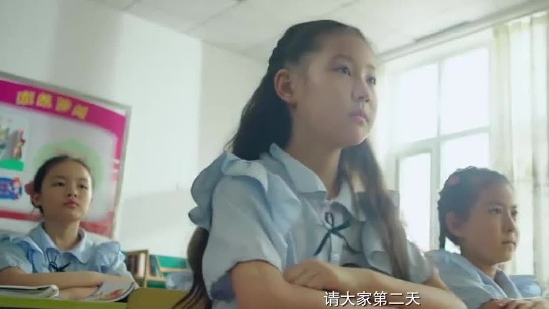 班主任老师留作文写我的妈妈,不料熊孩子想出这3句话,太意外了