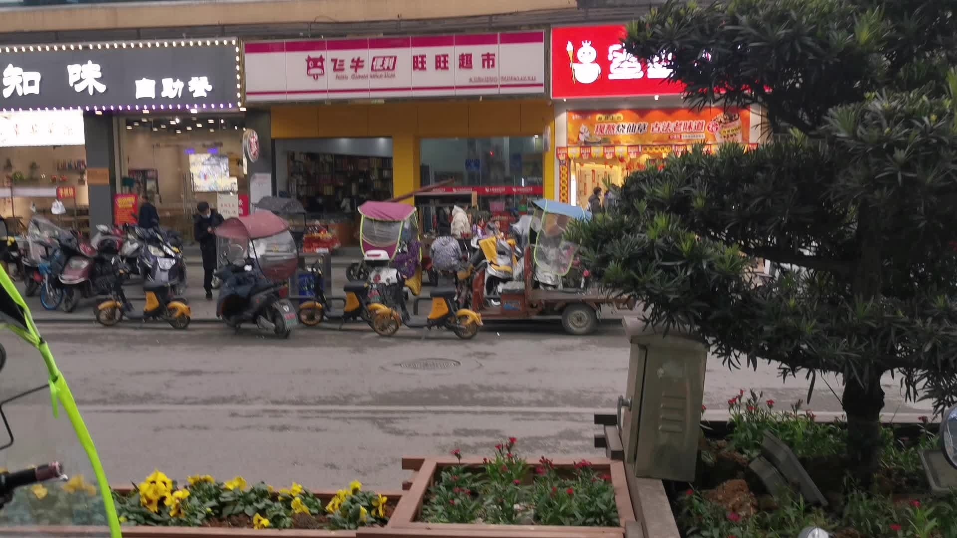 湘惠大碗饭，10元一位，饭菜随便吃，湖南怀化，正宗湘菜很好吃