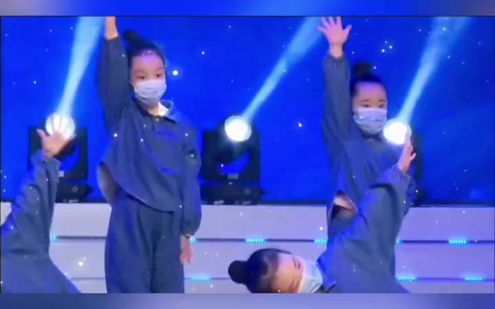 幼儿园毕业舞蹈_2022最新防疫舞蹈《你的答案》,六一舞蹈 幼儿舞蹈...