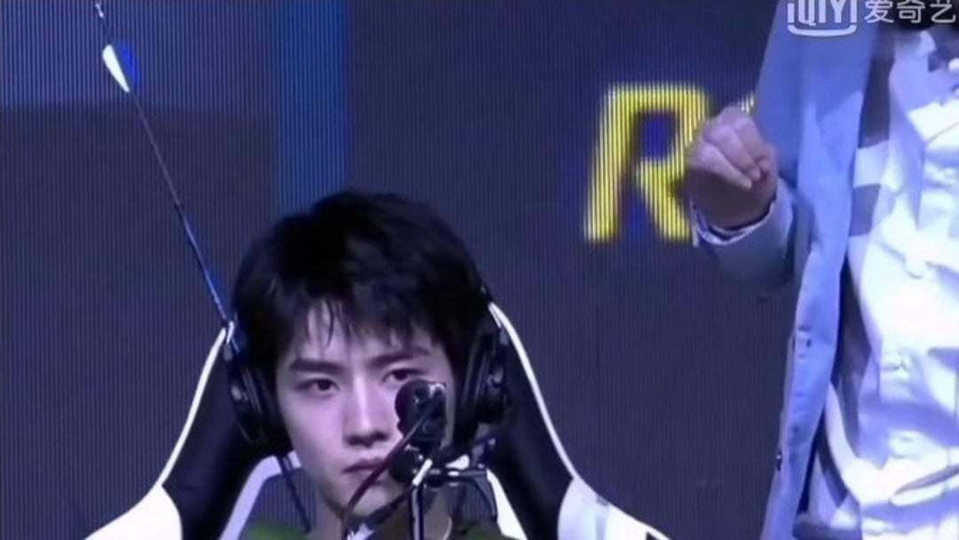 漫漫何其多原著《awm绝地求生》剧情向 任豪这个电竞男主的脸真绝 ...