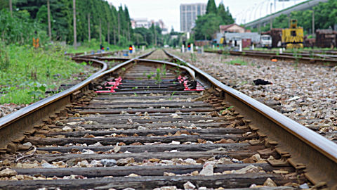 轨道的距离是1435毫米,这个数据是怎么计算出来的?