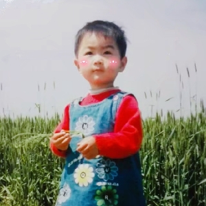 学姐天天来咯 