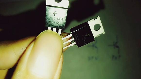 晓鹏汽车电子工作室《三极管基础知识第一讲》