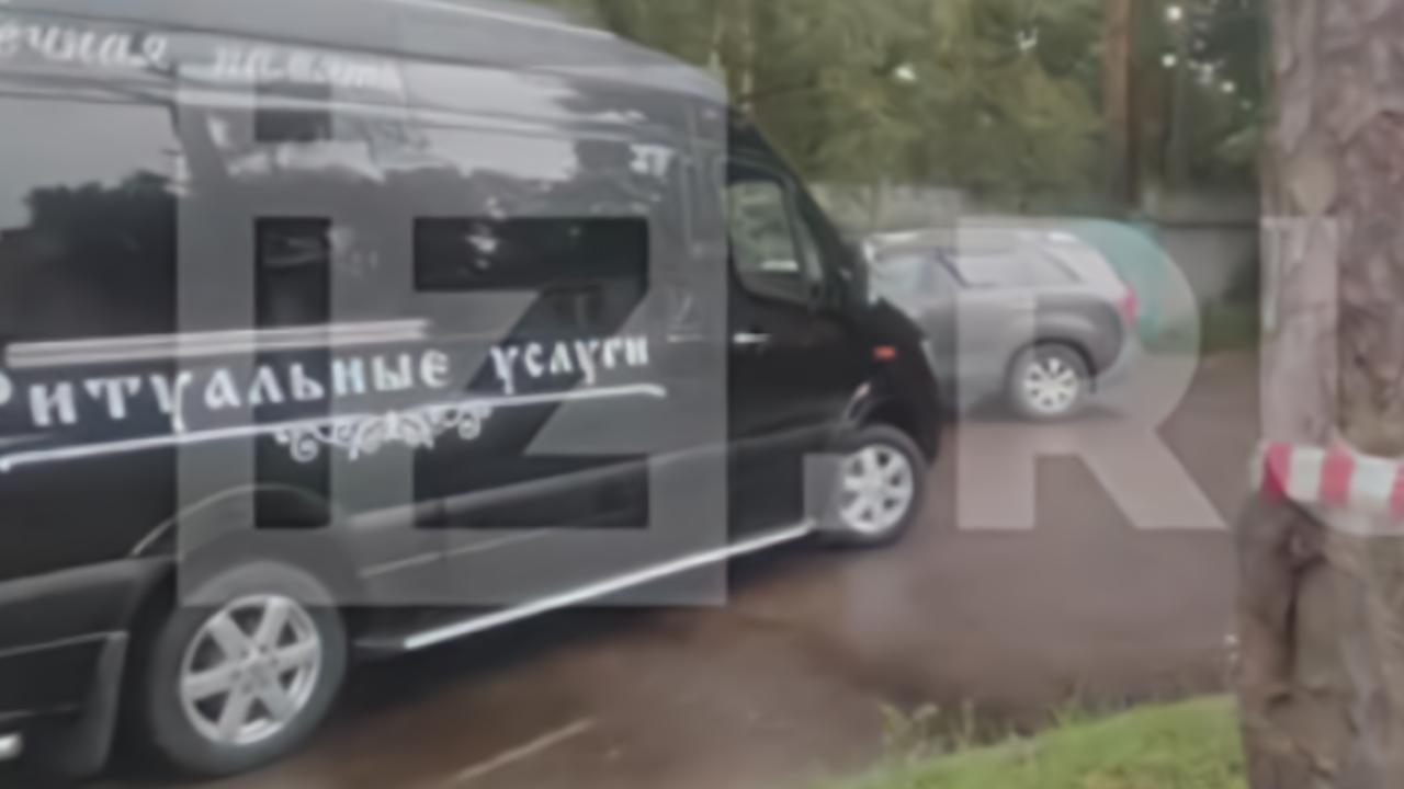 俄媒:俄罗斯坠机事件遇难者遗体被送往太平间