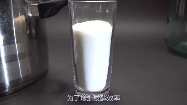 用可乐和石头就能制作酒精?老外亲自实验,结果不可思议!