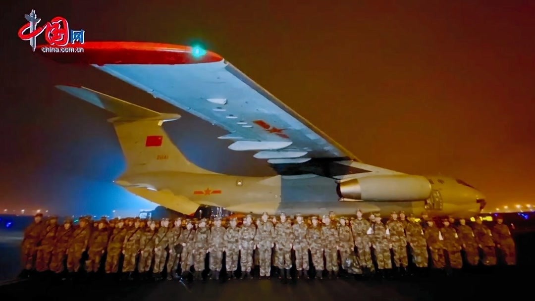 军队医疗队星夜集结驰援湖北纪实