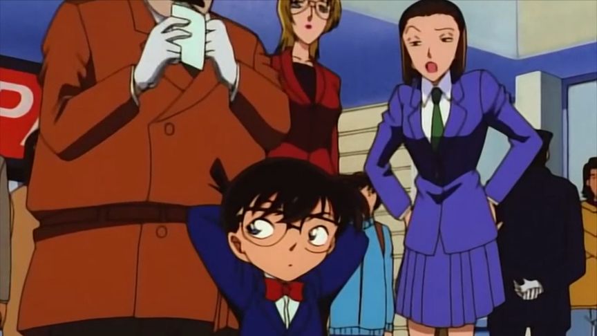 名侦探柯南:柯南为帮警察破案,只能拼命提醒,一直秀演技