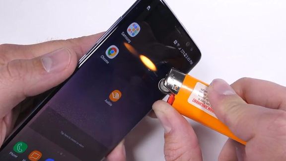 三星 Galaxy S8 暴力测试