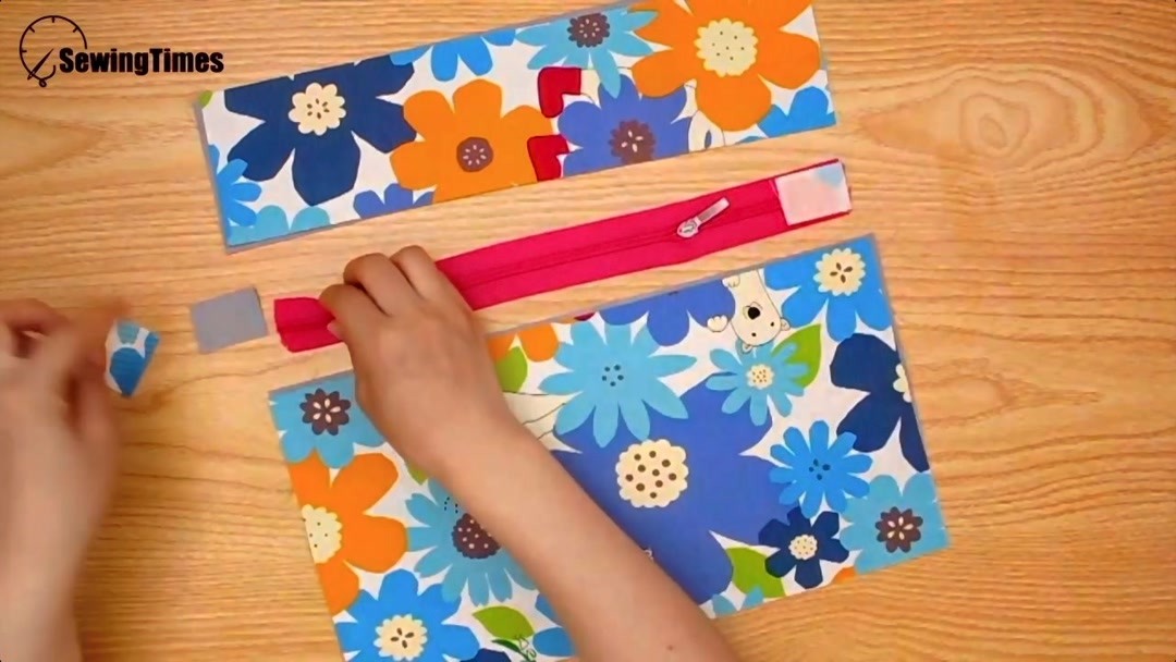 包包世界:超薄笔记本如何制作外袋的电脑包