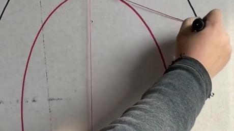 木工师傅表演的绝活,不用圆规都可以画椭圆,老祖宗的智慧结晶!